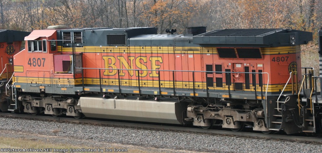 BNSF 4807